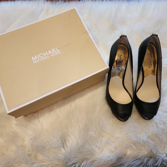 Michael Kors | Shoes | Michael Kors Matte Black Heels | Poshmark